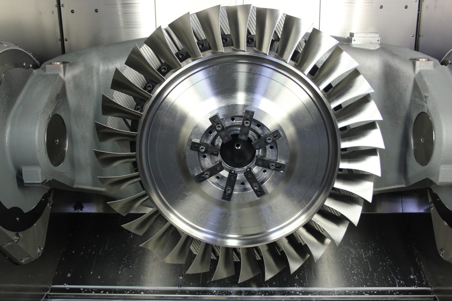 Additive vs. subtractive manufacturing – what’s the difference ...
