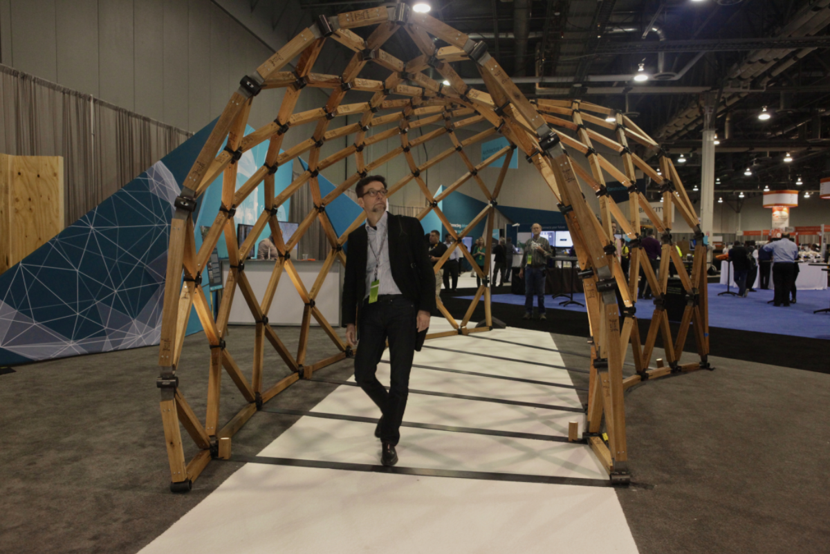 New and cool in the AU 2016 Exhibit Hall – Autodesk University