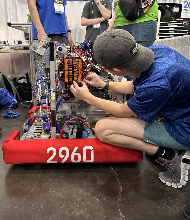 Students Build Bots and Their Futures at the 2023 FIRST Robotics Competition - Autodesk Learn Lab